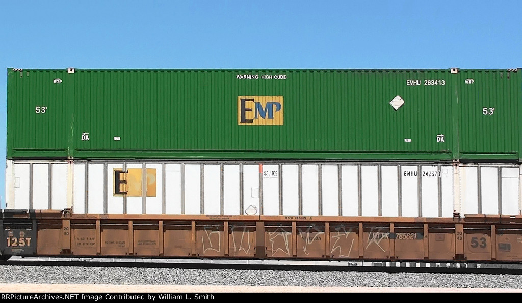 EB Manifest Frt at Maule Ave -43